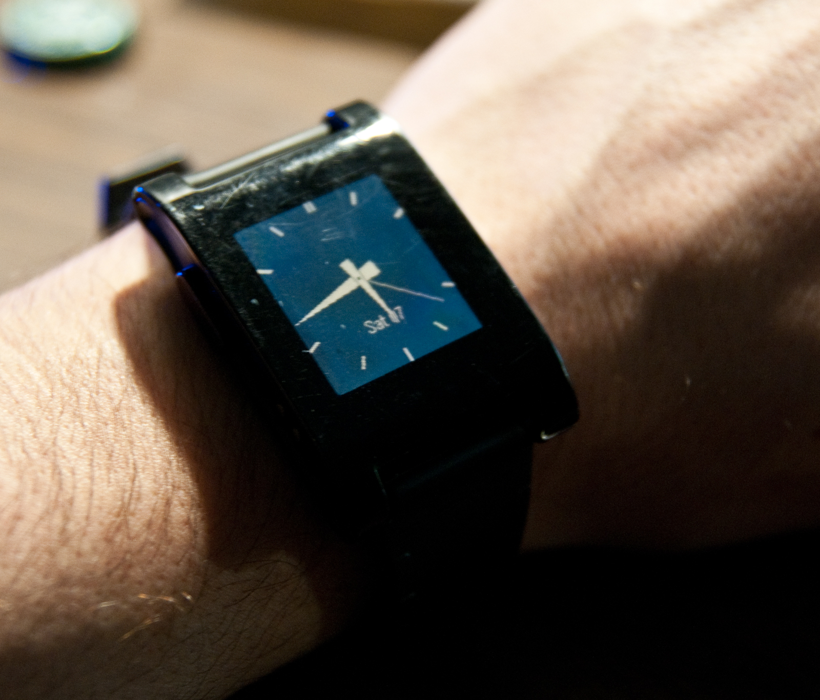 Review: You Should Own a Pebble Smart Watch – legit nerd